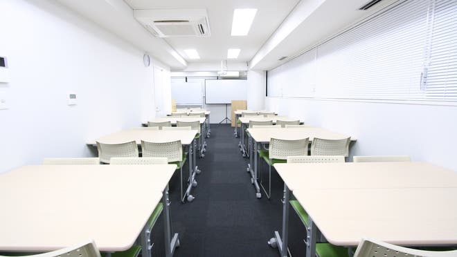 【品川駅徒歩3分!30名】プロジェクター・ホワイトボード・演台・WiFi全て無料!土足OK!ふれあい貸し会議室 品川No26の写真8