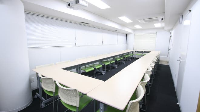 【品川駅徒歩3分!30名】プロジェクター・ホワイトボード・演台・WiFi全て無料!土足OK!ふれあい貸し会議室 品川No26の写真14