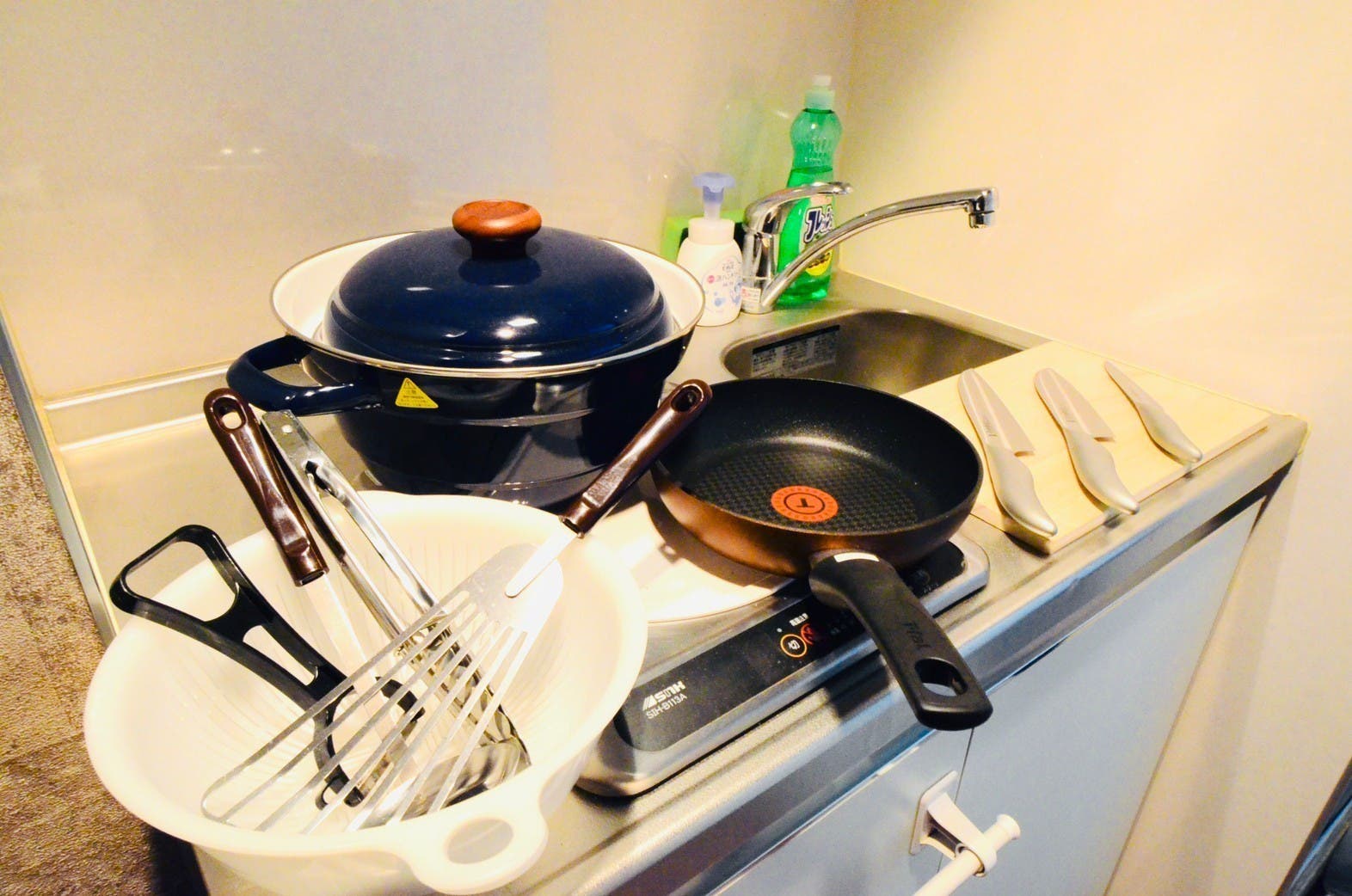 【パーティー調理器具】鍋・フライパン等、各種調理器具セット(たこ焼き器以外)の画像1