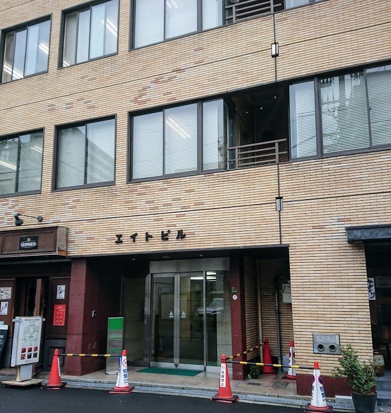 うめきた会議室《エイト２３５》【中津駅3分／梅田駅8分】／少人数／格安／Wifi／エレベーター完備／ウォールハンガーの写真6