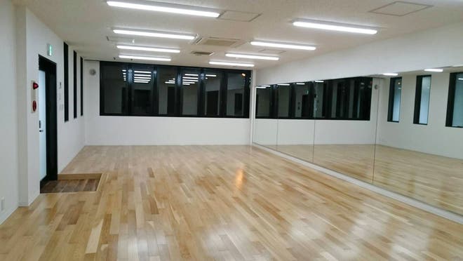 🍀駅近🍀裸足・靴下のみ利用可能🍀綺麗なフローリング専用🌟の写真1