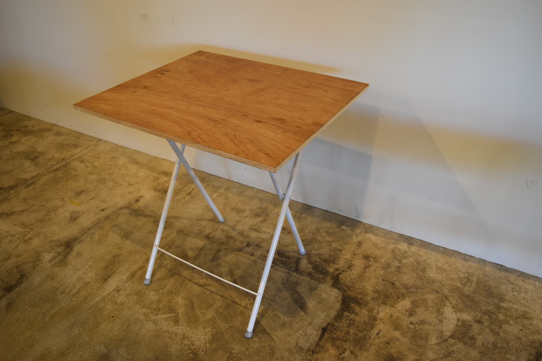 折りたたみ机 の画像1