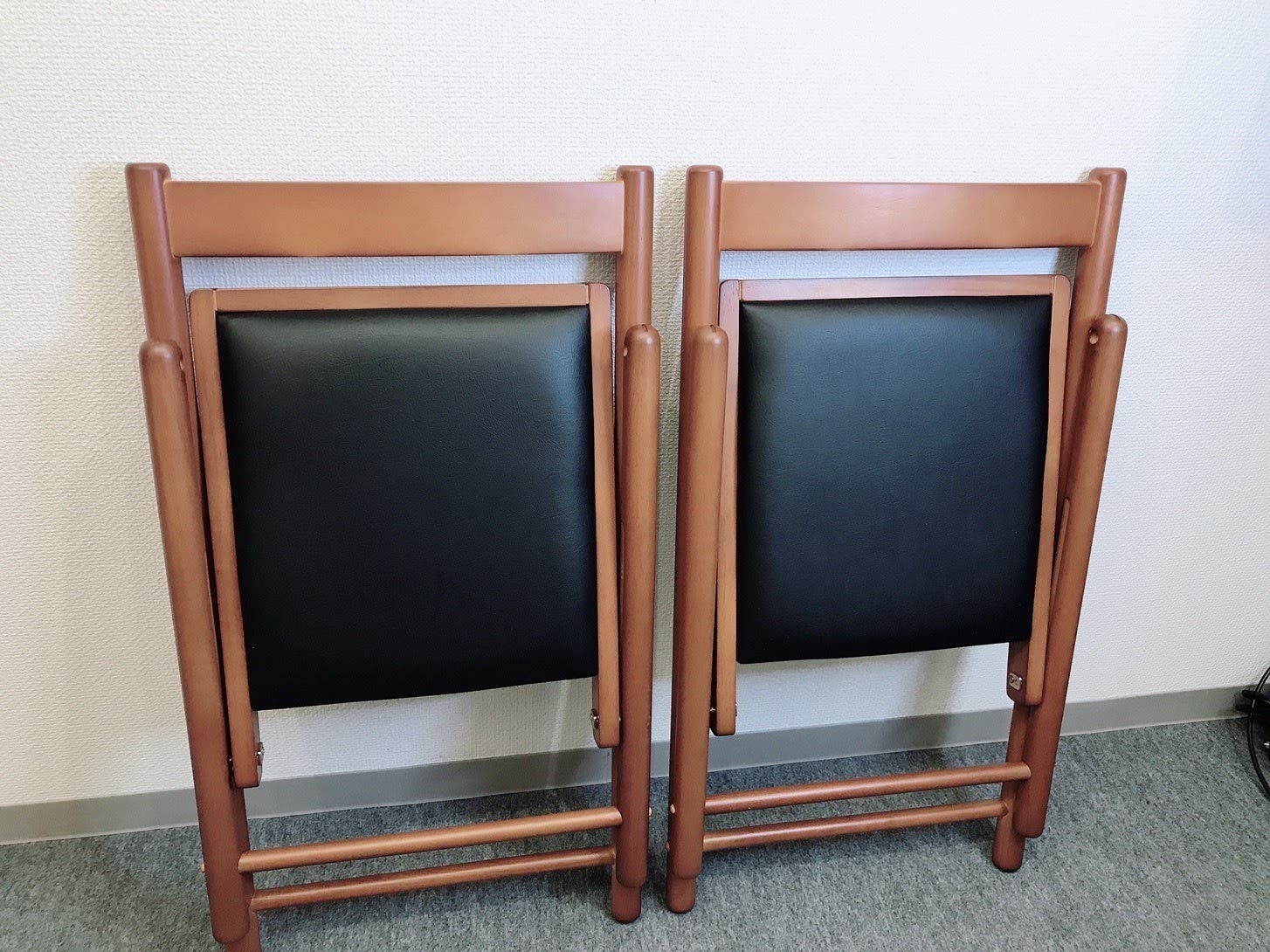 新宿駅D5出口すぐ🎄クリスマス仕様🎄👞土足OK・打合せ・撮影・大型テレビ50型（Fire tv付）・ソファーのあるスペースの写真12