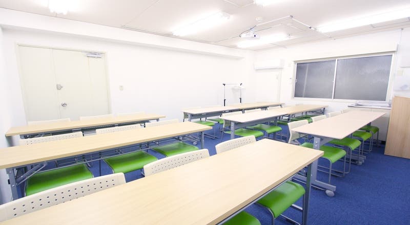 【渋谷駅1分！渋谷ヒカリエ隣！23名】プロジェクター・ホワイトボード・WiFi全て無料！土足可！ふれあい貸し会議室 渋谷No27