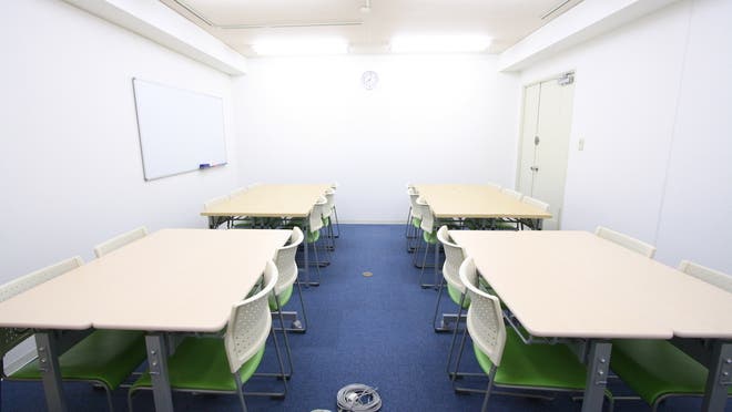 【渋谷駅1分!渋谷ヒカリエ隣!23名】プロジェクター・ホワイトボード・WiFi全て無料!土足可!ふれあい貸し会議室 渋谷No27の写真9