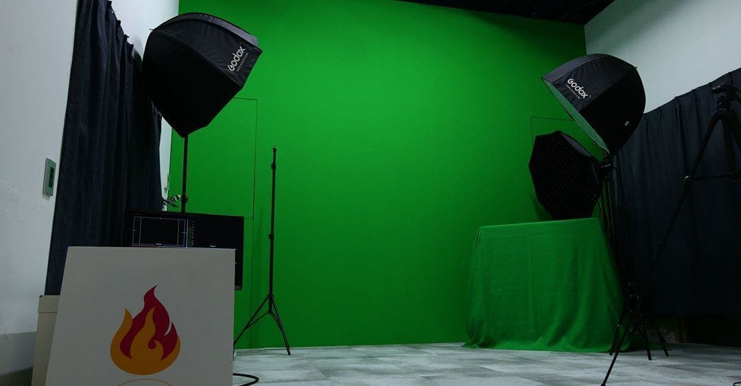 常設グリーンバック付きスタジオ！コスプレ撮影ほか各種撮影、オンラインミーティング、配信などに！の写真4
