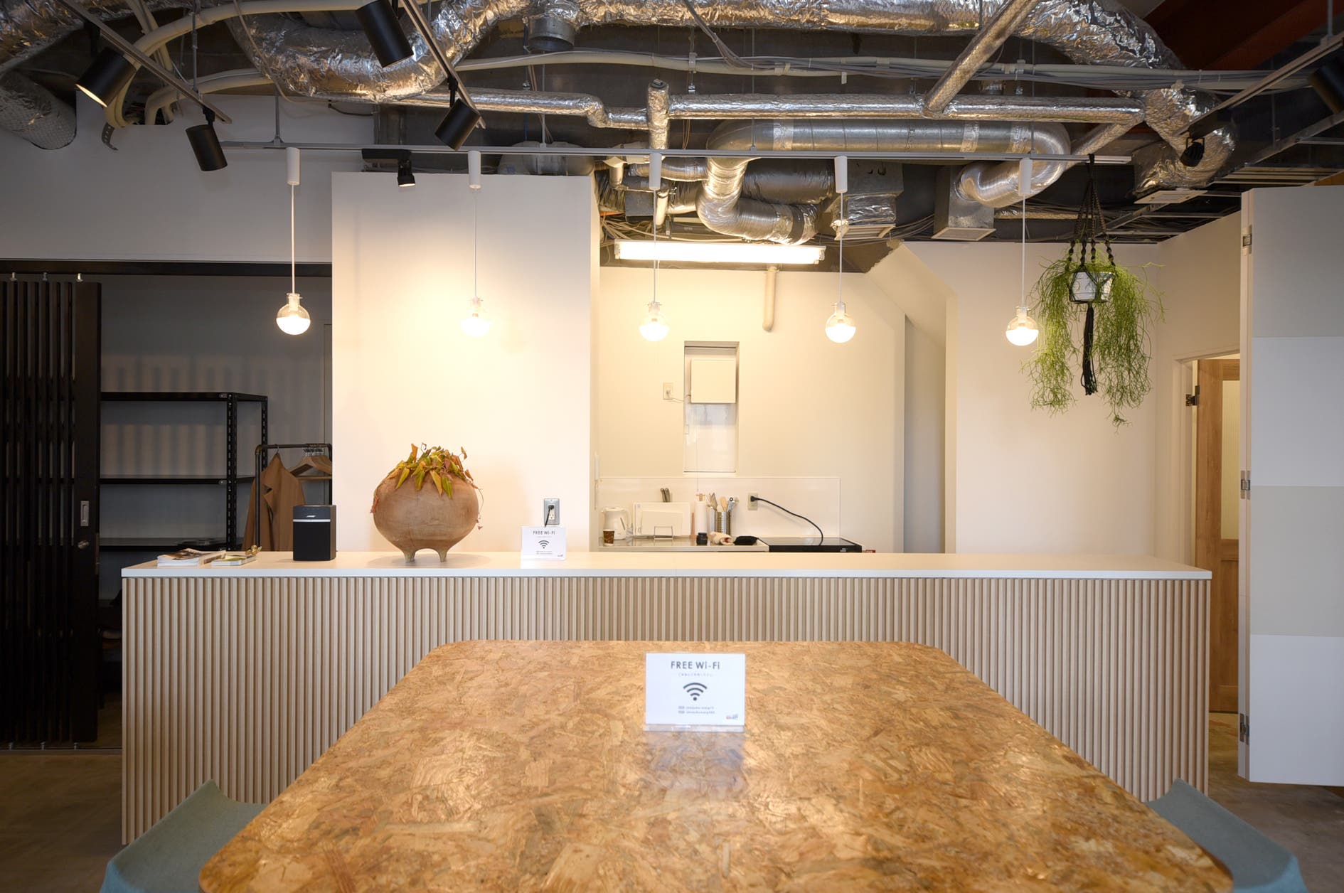 ＜新宿ワープ＞【JR新宿駅徒歩10分】キッチン・音響設備付き貸切スペース！撮影、オフサイトMTG、懇親会、会議、勉強会などに♪の写真10