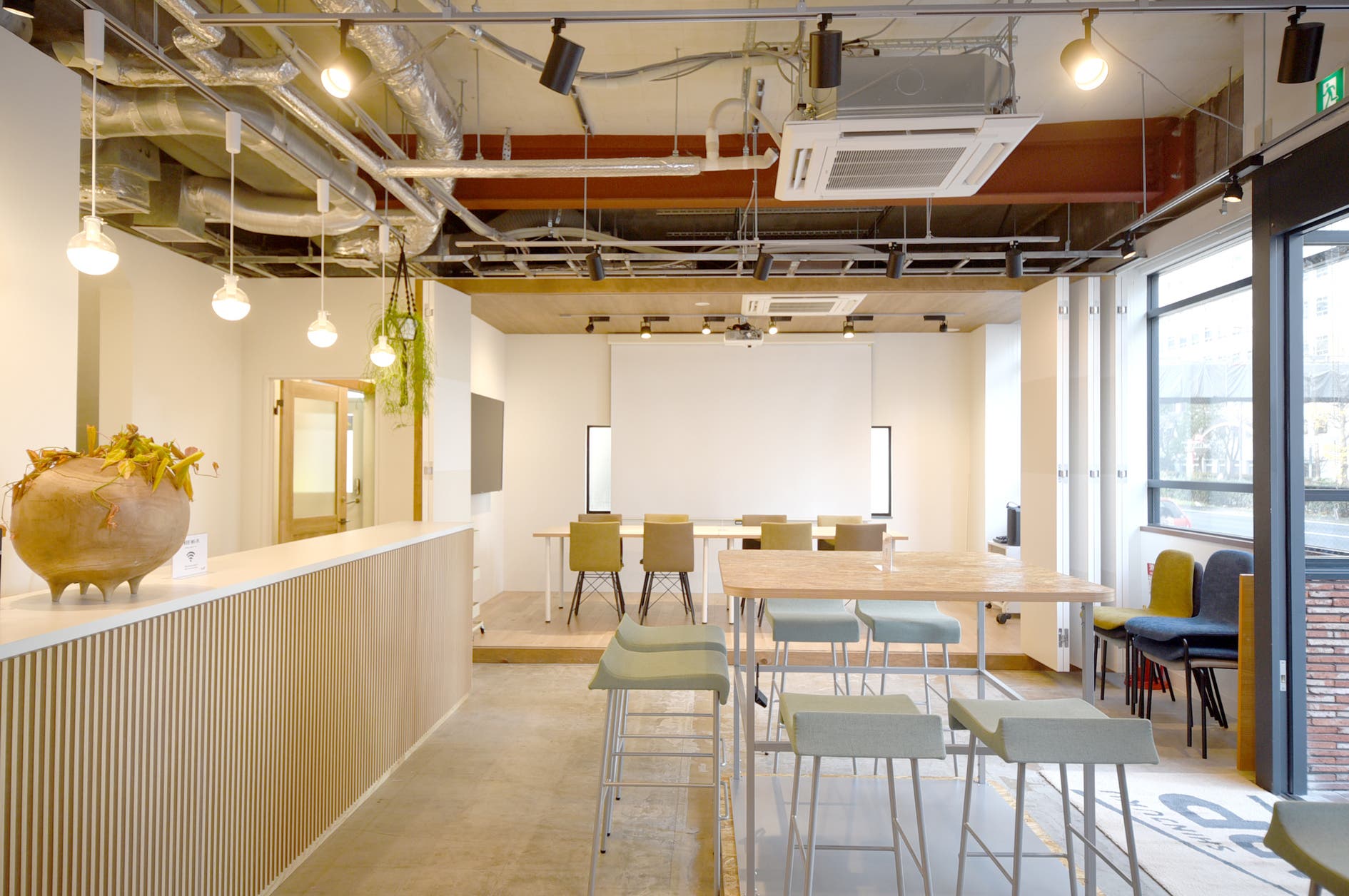 ＜新宿ワープ＞【JR新宿駅徒歩10分】キッチン・音響設備付き貸切スペース！撮影、オフサイトMTG、懇親会、会議、勉強会などに♪の写真12