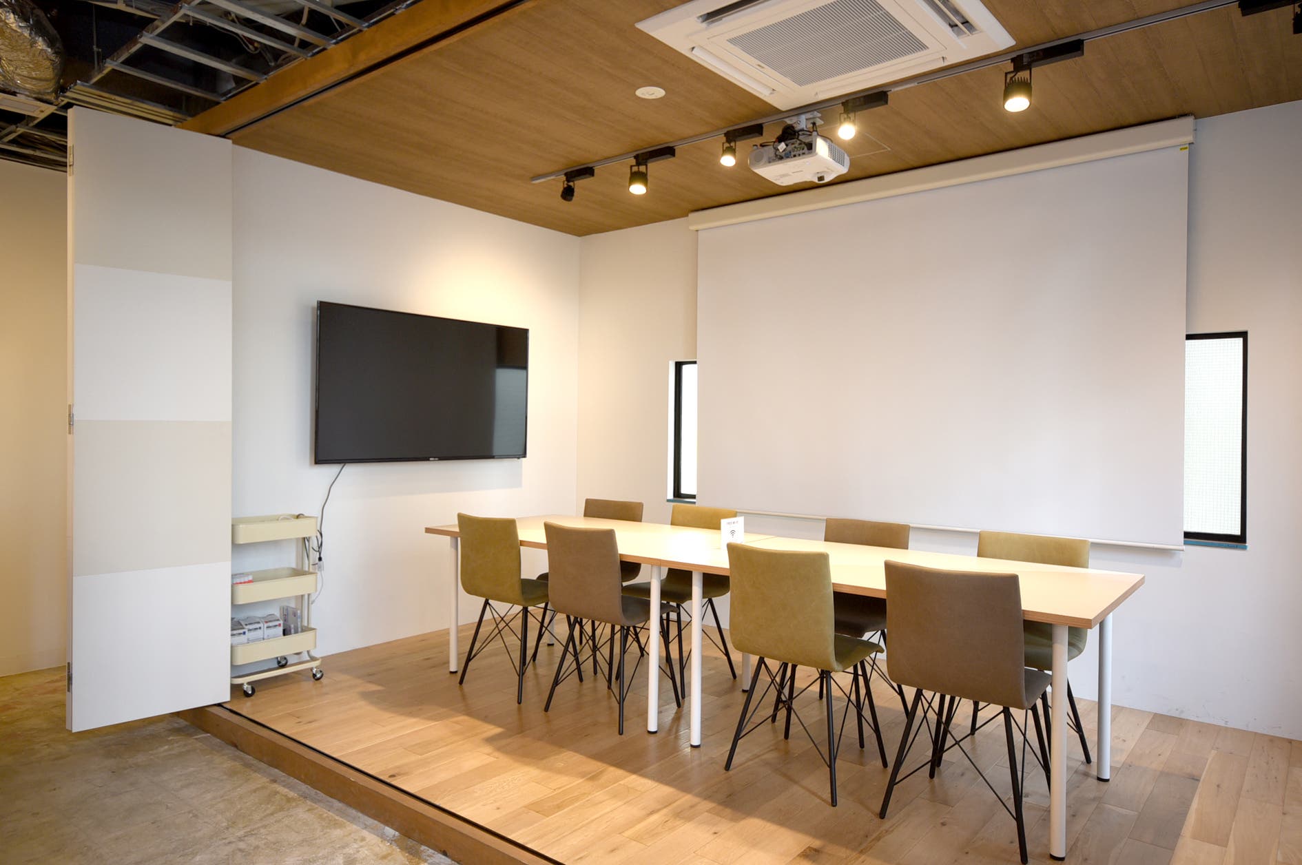 ＜新宿ワープ＞【JR新宿駅徒歩10分】キッチン・音響設備付き貸切スペース！撮影、オフサイトMTG、懇親会、会議、勉強会などに♪の写真17