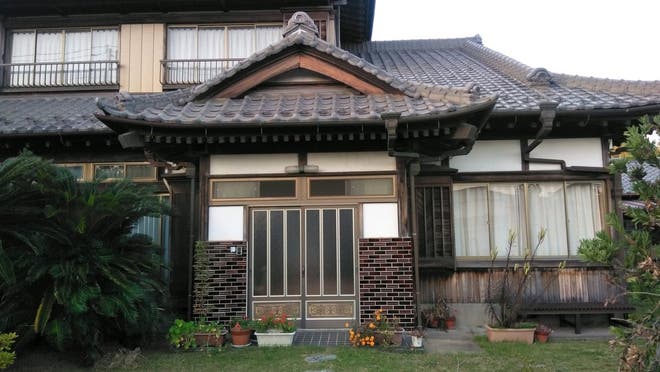 縁側からやさし光の入る和室で、各種教室や打ち合わせなどなごみの時が過ごせます。の写真2