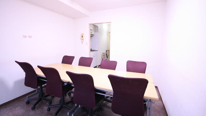 【池袋駅東口3分!9名利用可!】完全個室!綺麗な室内!ホワイトボード完備!コモンズ会議室 池袋東口2の写真3