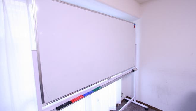 【池袋駅東口3分!9名利用可!】完全個室!綺麗な室内!ホワイトボード完備!コモンズ会議室 池袋東口2の写真15