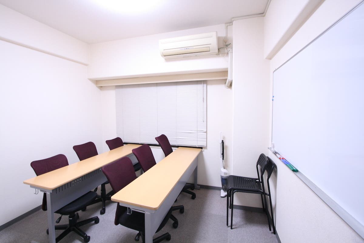 【青山一丁目駅5番出口1分！8名利用可！】完全個室！綺麗な室内！ホワイトボード完備！コモンズ会議室 青山一丁目の写真6