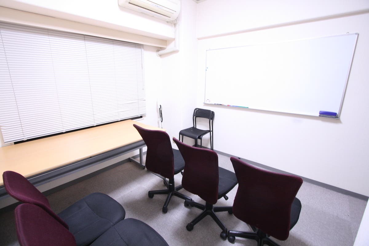 【青山一丁目駅5番出口1分！8名利用可！】完全個室！綺麗な室内！ホワイトボード完備！コモンズ会議室 青山一丁目の写真14