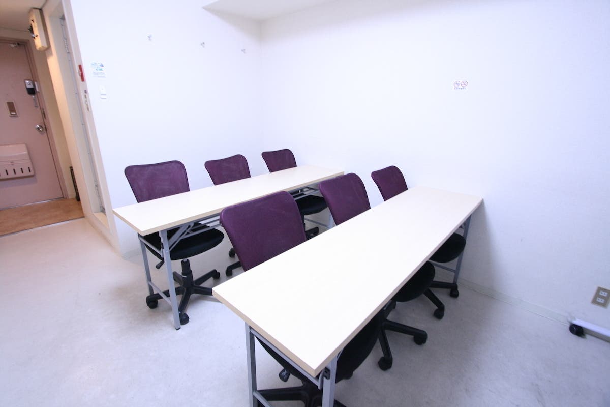 【浜松町駅1分！大門駅A3出口30秒！8名利用可！】完全個室！綺麗な室内！ホワイトボード完備！コモンズ会議室 浜松町大門駅前の写真10