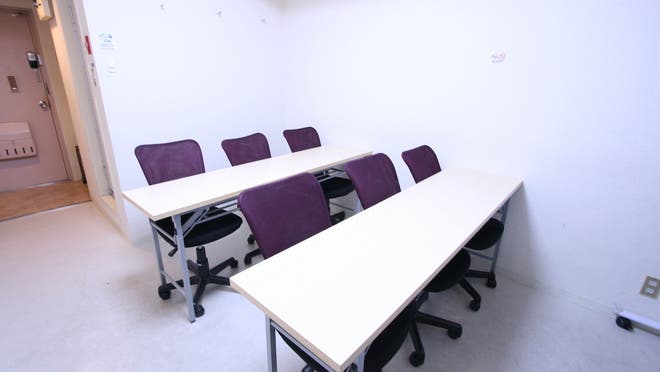 【浜松町駅1分!大門駅A3出口30秒!8名利用可!】完全個室!綺麗な室内!ホワイトボード完備!コモンズ会議室 浜松町大門駅前の写真10