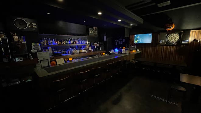 心斎橋駅近くのステージ付きライブバー!ライブ・打上げ・女子会・誕生日会・オフ会・合コン・撮影などの利用に!の写真2