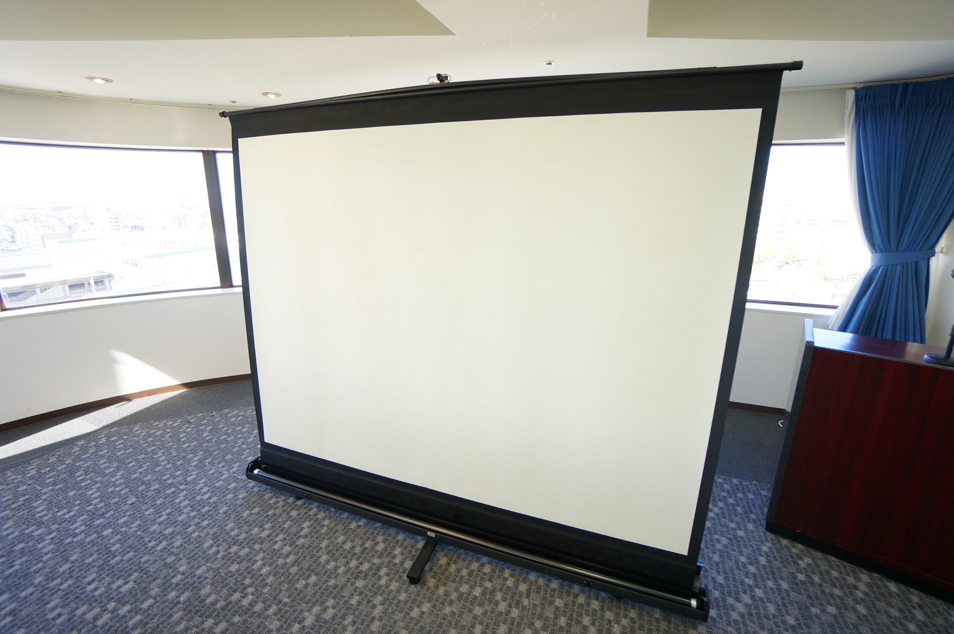 ＜豊橋駅前展望会議室＞豊橋駅から徒歩1分✨35名収容！光Wi-Fi/プロジェクター/マイク無料！セミナー/研修/会議の写真12