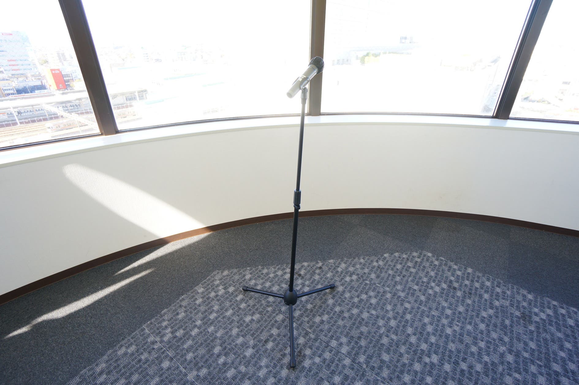 ＜豊橋駅前展望会議室＞豊橋駅から徒歩1分✨35名収容！光Wi-Fi/プロジェクター/マイク無料！セミナー/研修/会議の写真15