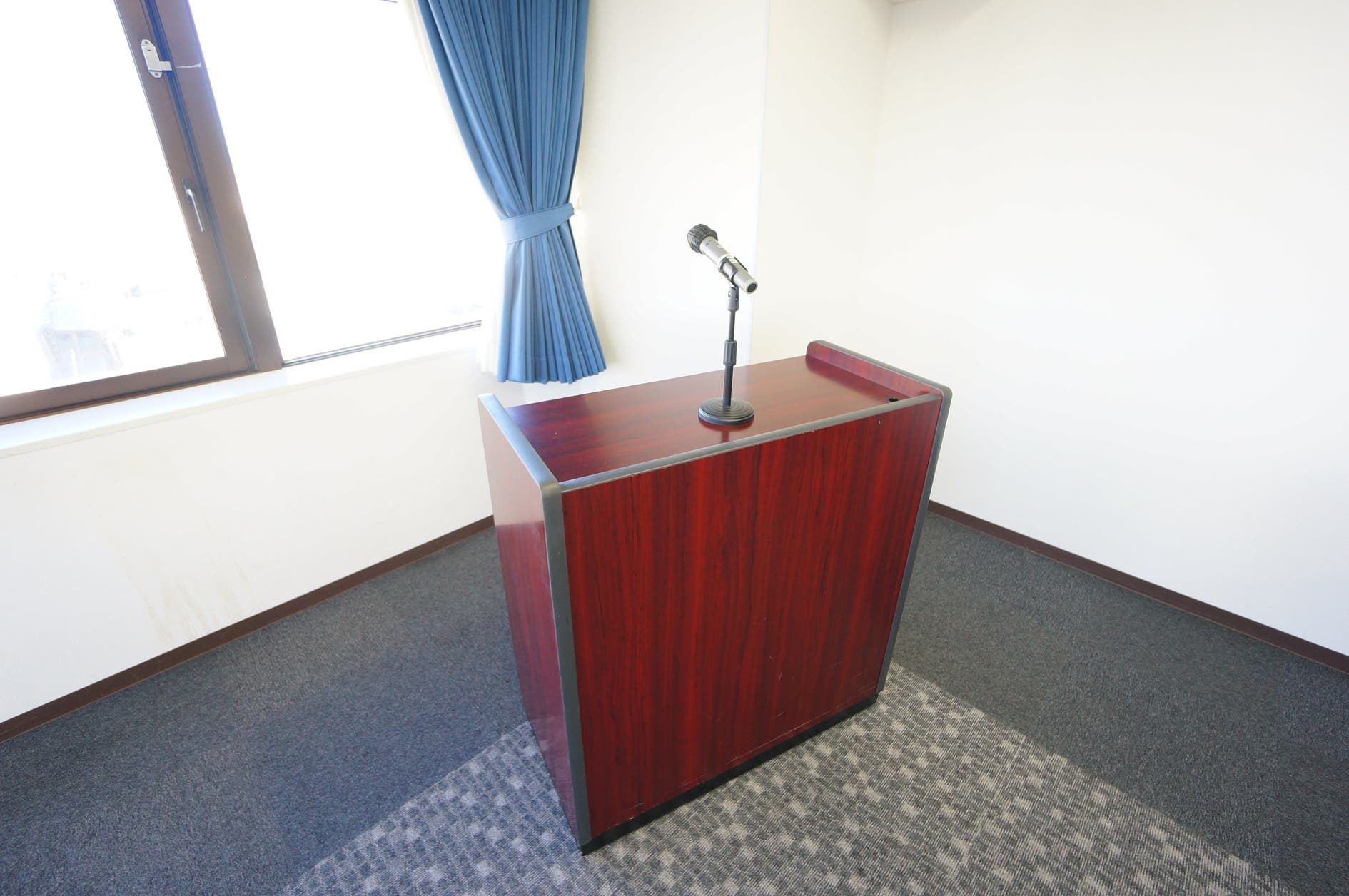 ＜豊橋駅前展望会議室＞豊橋駅から徒歩1分✨35名収容！光Wi-Fi/プロジェクター/マイク無料！セミナー/研修/会議の写真16