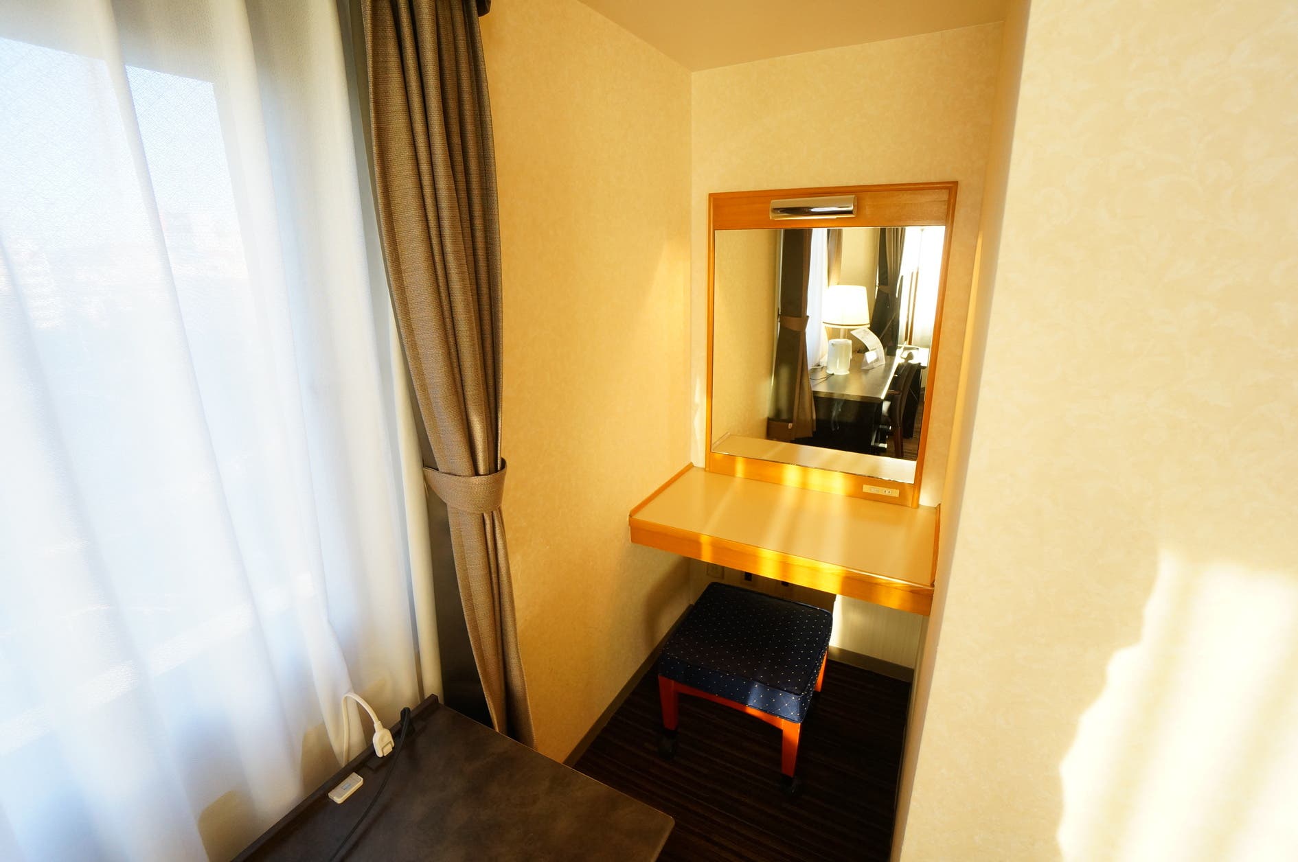 ＜豊橋駅前プライベートスペース828＞豊橋駅から徒歩1分⭐️光回線Wi-Fi/50型テレビあり！パーティー/女子会/ママ会/撮影の写真6