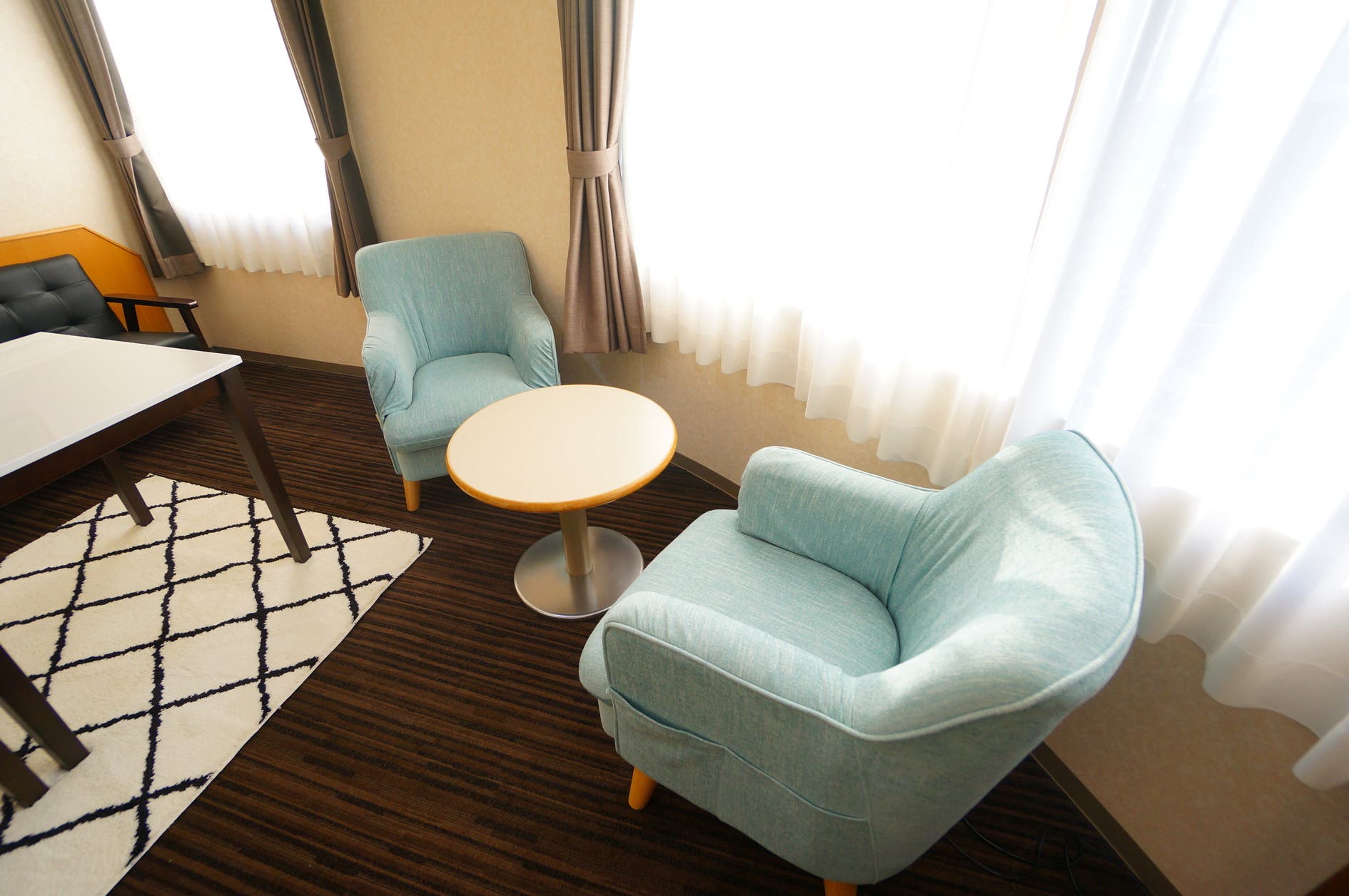 ＜豊橋駅前プライベートスペース828＞豊橋駅から徒歩1分⭐️光回線Wi-Fi/50型テレビあり！パーティー/女子会/ママ会/撮影の写真7