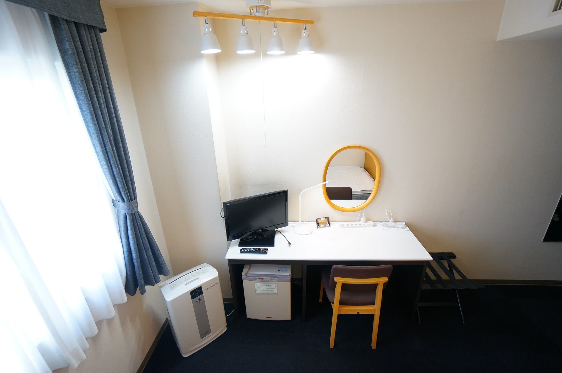 ＜豊橋駅前完全個室ワークスペース902＞完全個室✨光Wi-Fi/モニターあり！テレワーク/Web会議,面接/撮影の写真4