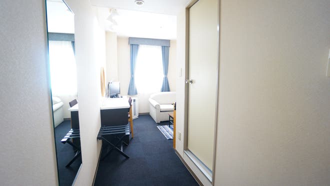 <豊橋駅前完全個室ワークスペース901>完全個室✨光Wi-Fi/モニター/ソファーあり!テレワーク/Web会議/撮影の写真6