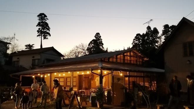 バーカウンター付きオールドアメリカンなリノベスペース!撮影・ママ会・誕生日会・結婚式2次会に最適の写真8