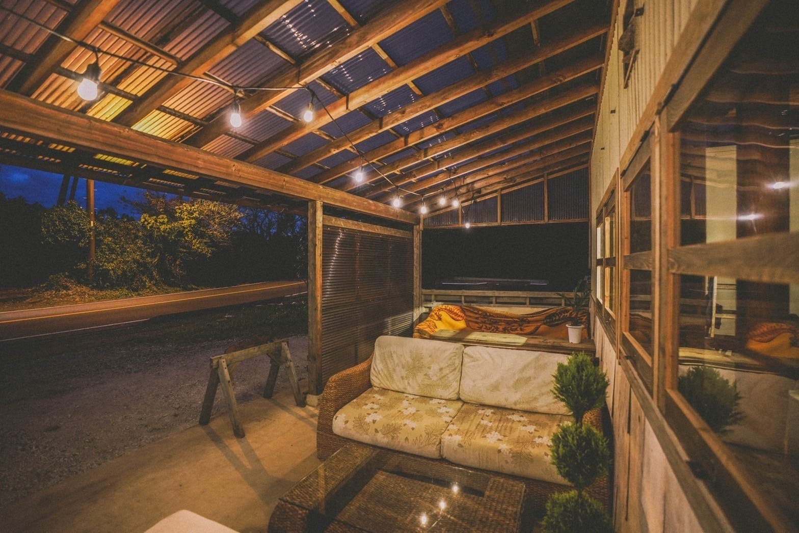 バーカウンター付きオールドアメリカンなリノベスペース！撮影・ママ会・誕生日会・結婚式２次会に最適の写真7