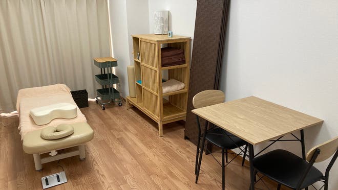 【三鷹徒歩3分】プロ仕様電動昇降ベッド鍼灸・整体・エステ等・初心者も歓迎!の写真5