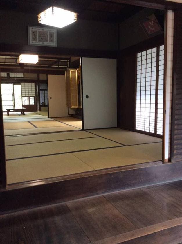 大阪からすぐ！四季を感じる日本庭園・蔵あり。100年以上の歴史ある古民家　広間（3間続きの座敷）　の写真11