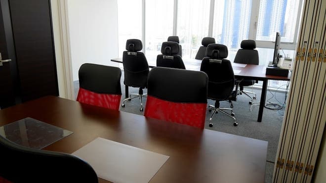 吉祥寺駅から4分!太陽光が降り注ぐ貸し会議室/小会議室A+Bの写真2