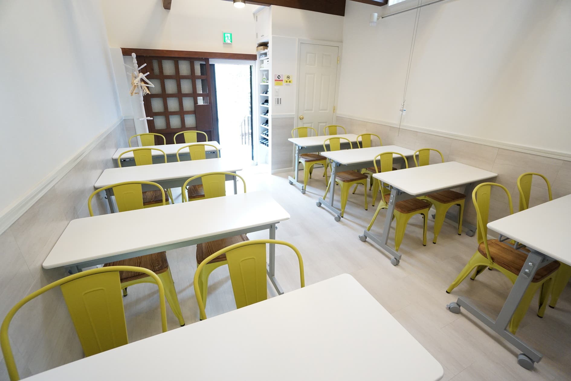 ＜南烏山レンタルスペースKURA＞千歳烏山駅徒歩4分🚃楽器演奏可能🎷譜面台🎼光回線Wi-Fi📶会議/楽器練習/ママ会にも♪の写真5