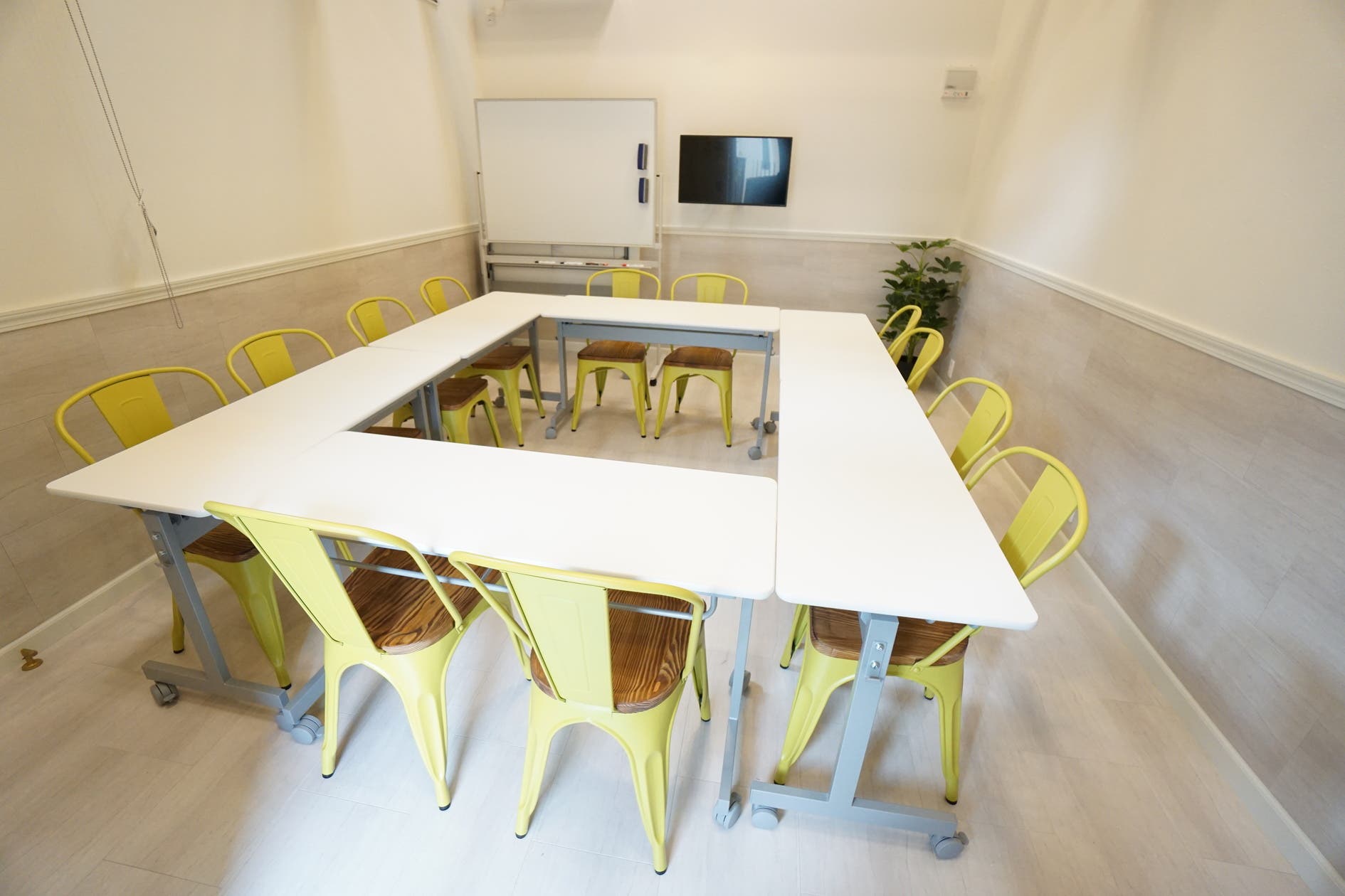 ＜南烏山レンタルスペースKURA＞千歳烏山駅徒歩4分🚃楽器演奏可能🎷譜面台🎼光回線Wi-Fi📶会議/楽器練習/ママ会にも♪の写真9