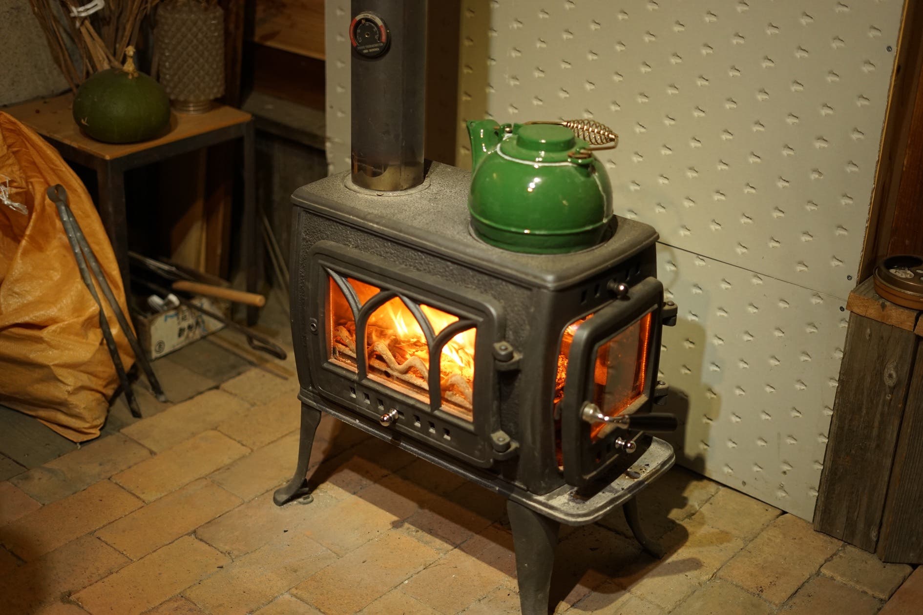 【イベントスペース】都心から車で１時間 最大15名/ヤギのいる古民家/広がる田園/撮影/食事会/セミナーなどに！の写真15