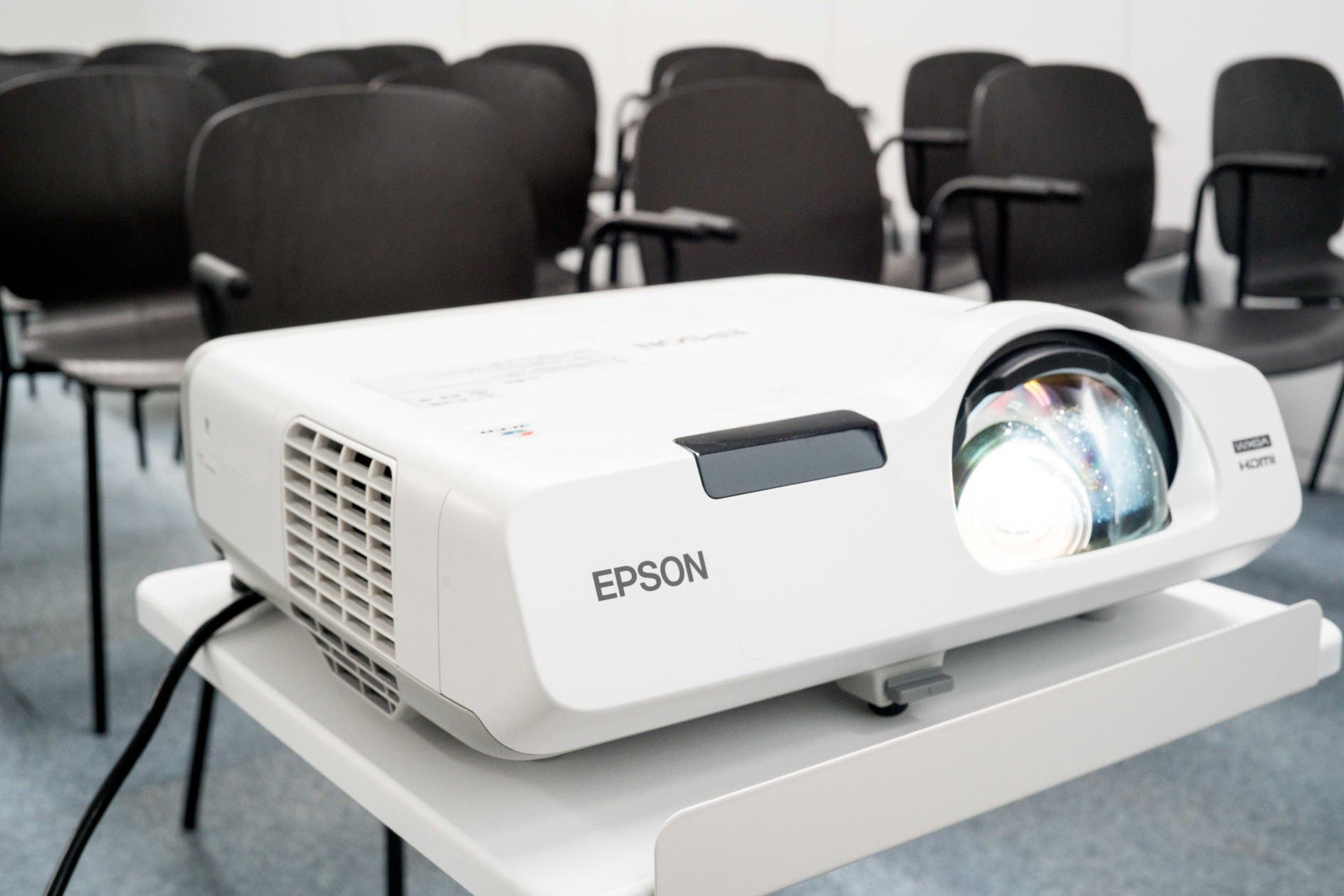 貸し会議室 烏丸御池駅徒歩1分／ Wi-Fi(光回線)  プロジェクター ホワイトボード 40人利用可の写真11