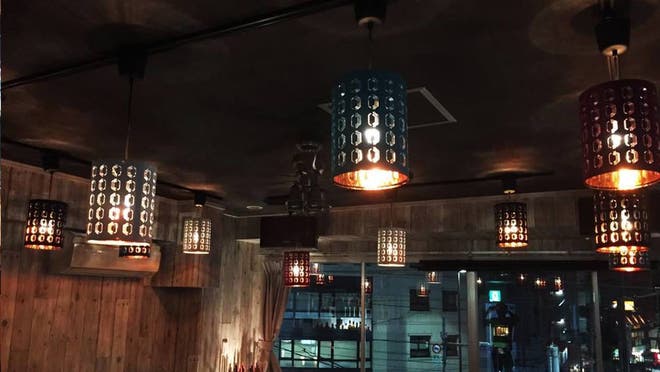 換気可!!【 中野駅 徒歩4分】自然光豊かな明るい木目調のバーカウンター付きスペース♪《即お返事いたします》の写真4