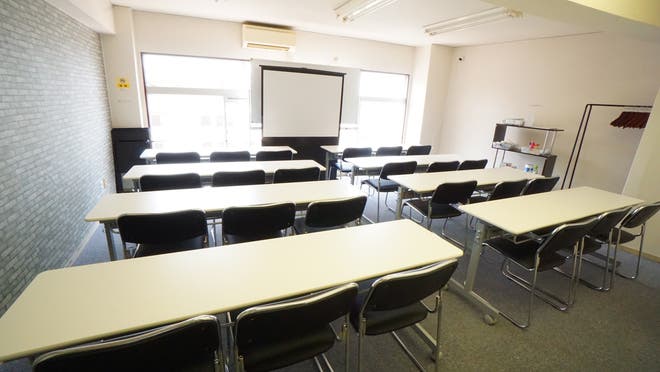 <ラテル会議室>27名収容♪名古屋駅徒歩5分♪wifi/プロジェクタ/スクリーン無料!会議/研修/セミナー/ボードゲームの写真3