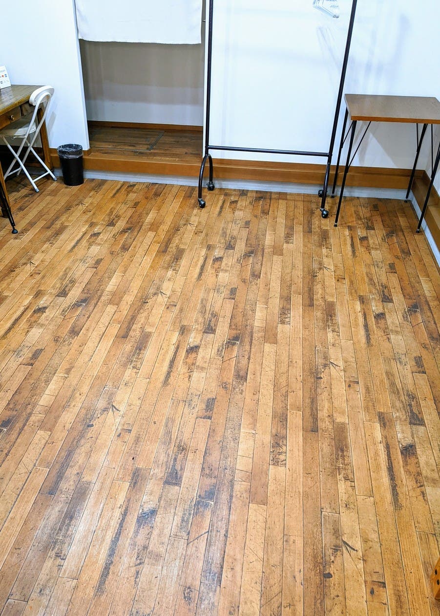 駅近でコンパクト、静かな完全個室。高速Wifi完備。ご利用ごとに清掃、除菌で清潔。お使いの用途に合わせてセッティングいたします。の写真8