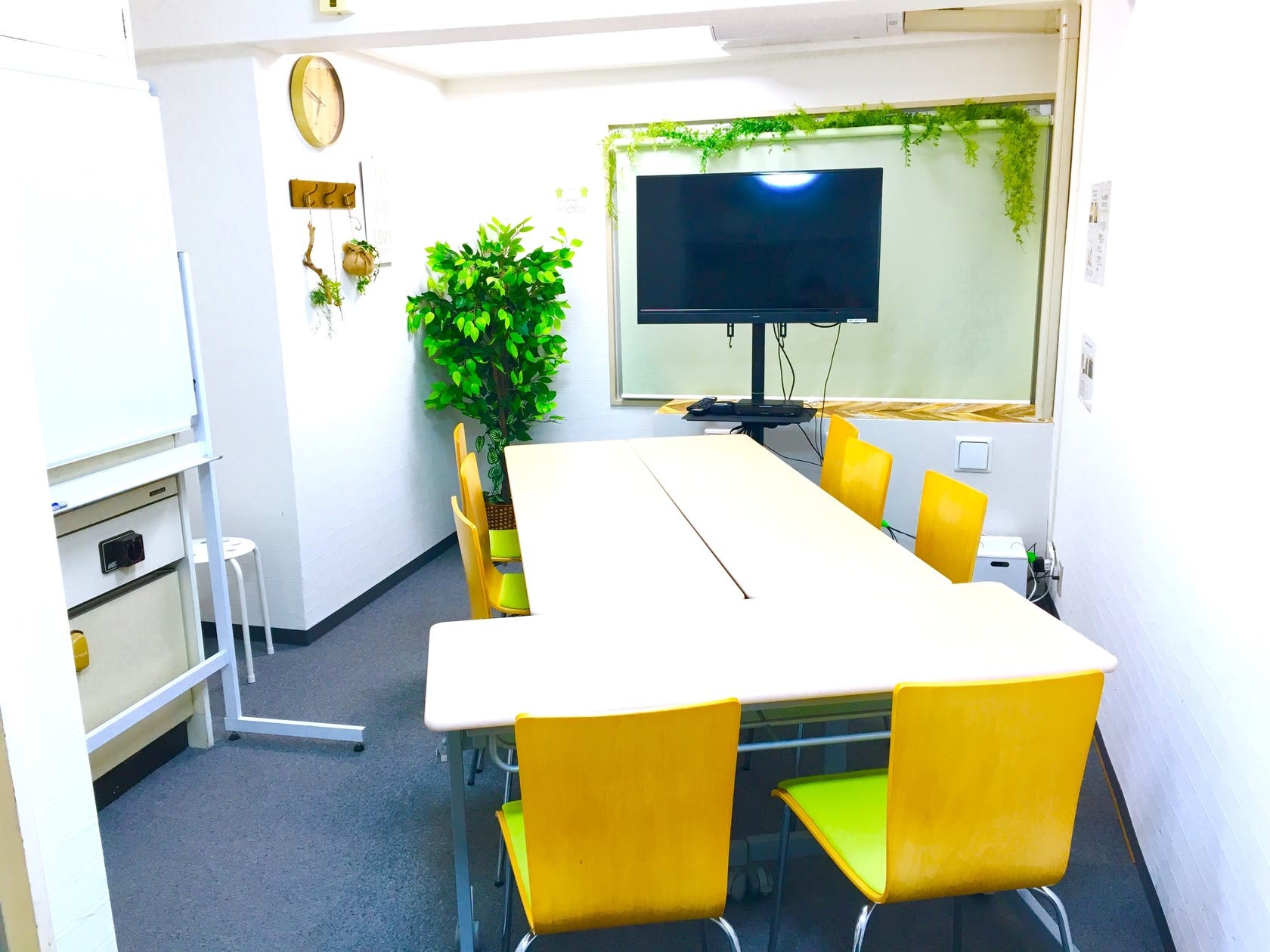 大阪│淀屋橋駅改札から最速！出口１から徒歩2分 フリーランス・就活│梅田から1駅★WiFi、モニター無料【リバティ淀屋橋】の写真5