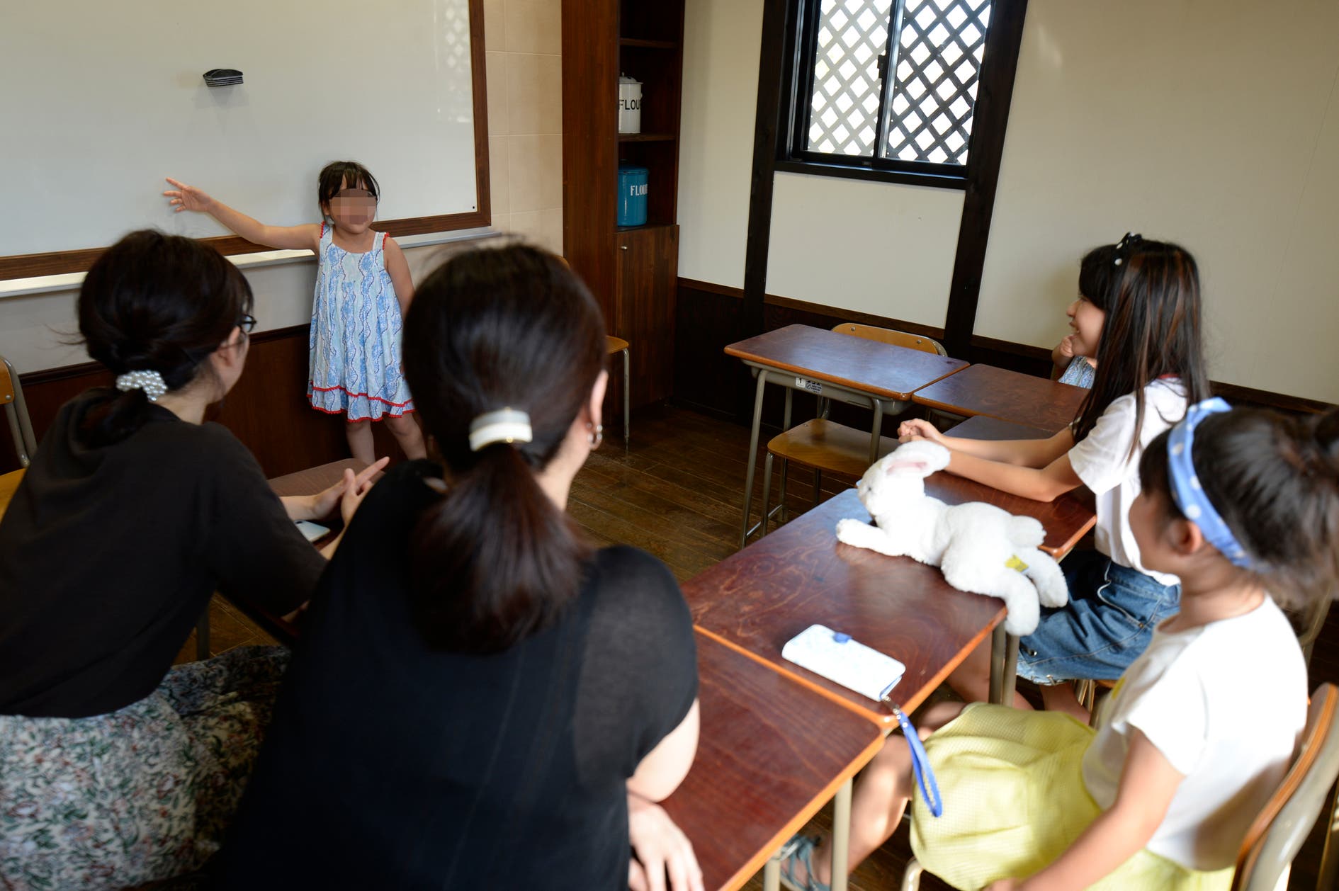 英会話教室・塾をはじめ、様々な用途でご使用できる習い事用レンタルスペース！！の写真1