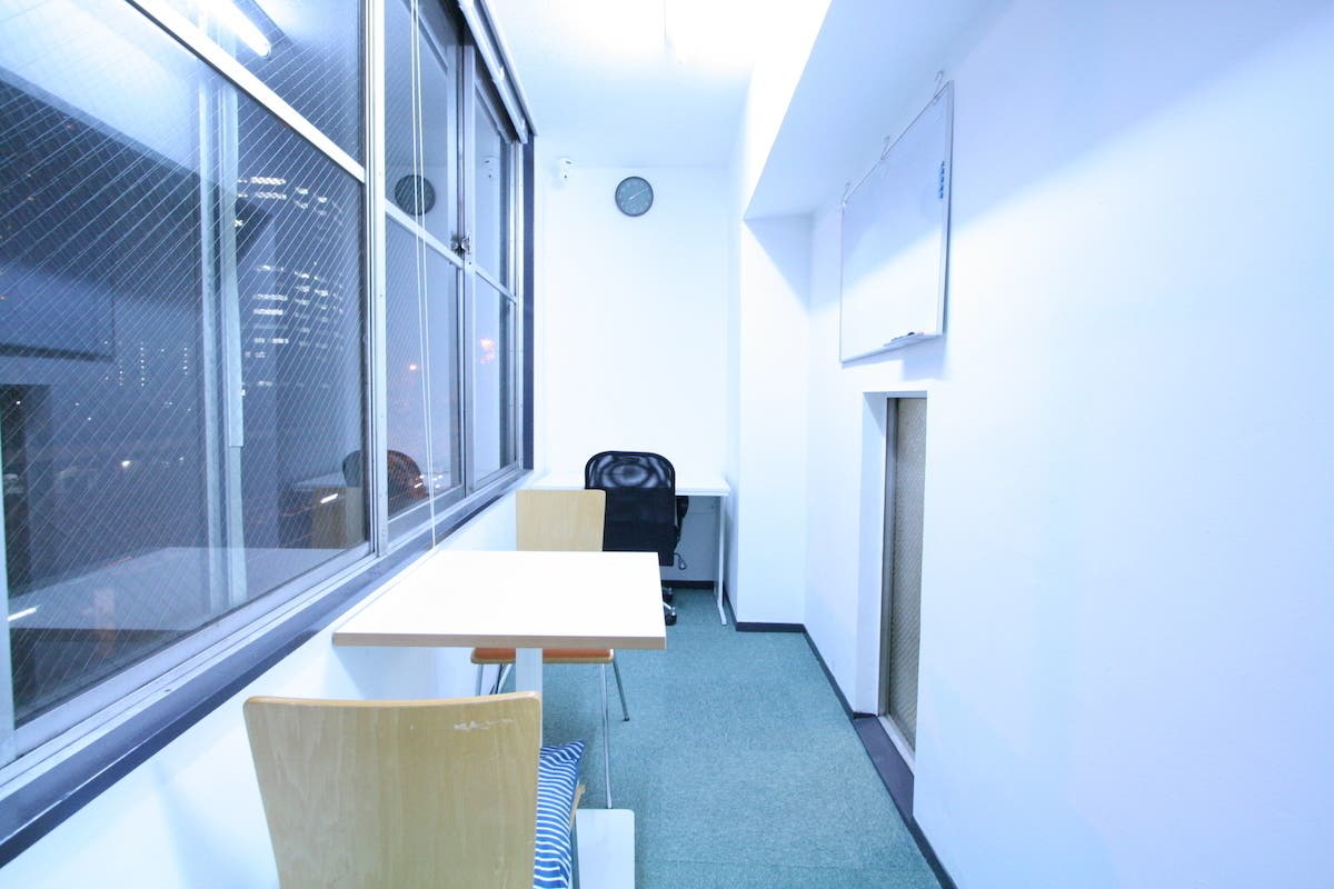 【品川駅徒歩3分！】3名様までの個室利用に！WiFi・モニター完備！エレベーターあり！土足OK！ふれあい貸し会議室 品川No24の写真10