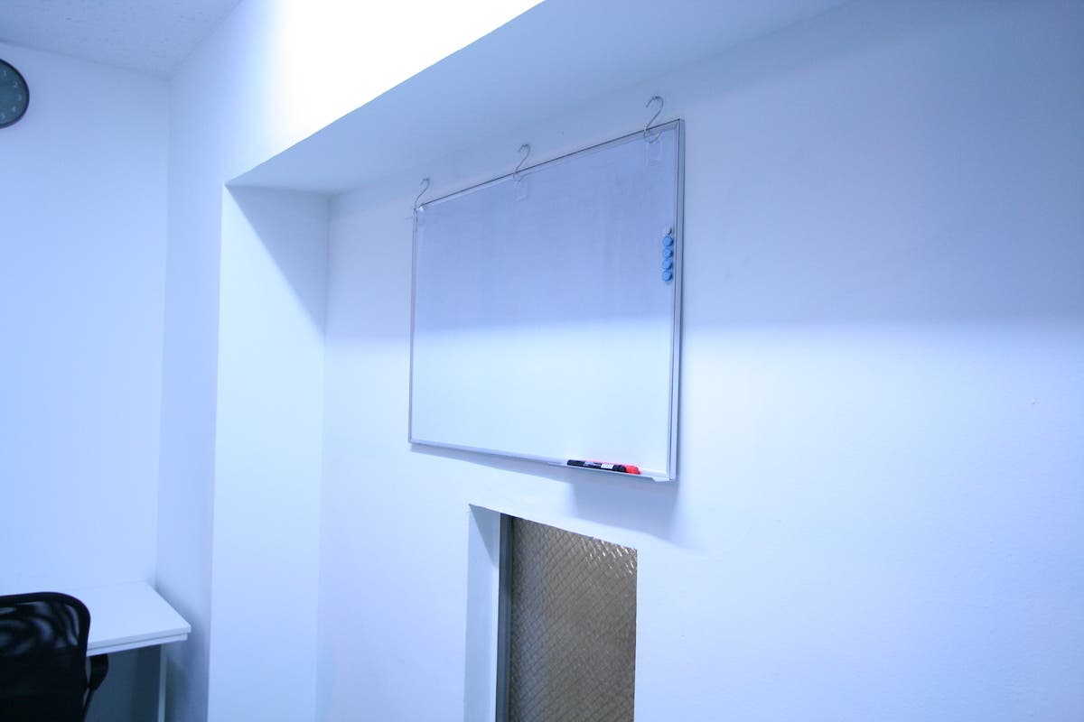 【品川駅徒歩3分！】3名様までの個室利用に！WiFi・モニター完備！エレベーターあり！土足OK！ふれあい貸し会議室 品川No24の写真14