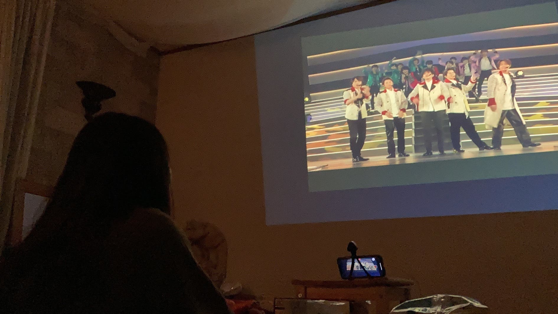 当日もご相談ください！　目の前駐車OK　庭を眺める空間　ダンス写真撮影、ミーティングから女子会、推し会、同窓会までの写真3