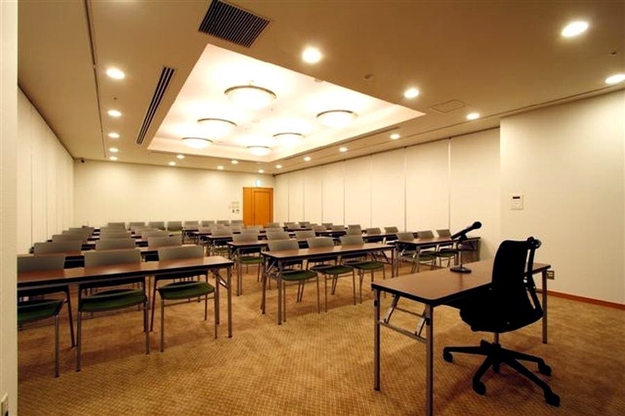 ハートンホール日本生命御堂筋ビル12F大規模セミナー展示会利用に！【コスモス2】の写真1