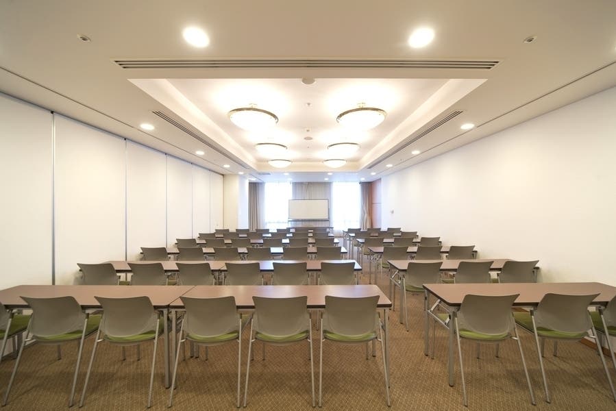 ハートンホール日本生命御堂筋ビル12F大規模セミナー展示会利用に！【マーガレット1・3】の写真1