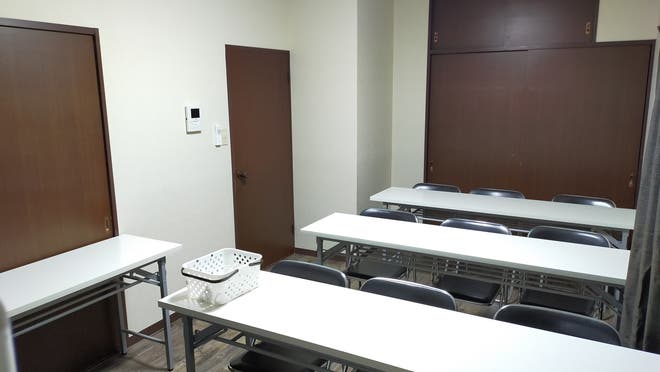 ≪ルームB≫会議やミニセミナー等!7人位が快適!最大14人席のボードゲームパーティーゲーム充実のレンタルスペースの写真4