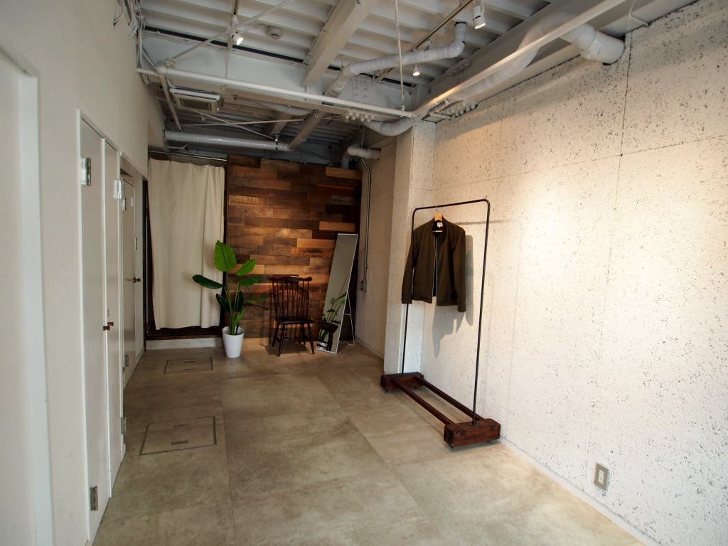 【中崎町徒歩3分 GHON 101】路面に面したワンルーム貸切。展示会、撮影、女子会に！の写真15