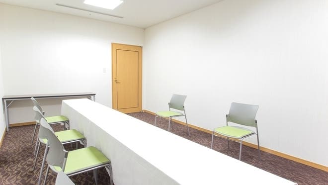 ハートンホール日本生命御堂筋ビル12F大規模セミナー展示会利用に!【リンドウ】の写真2